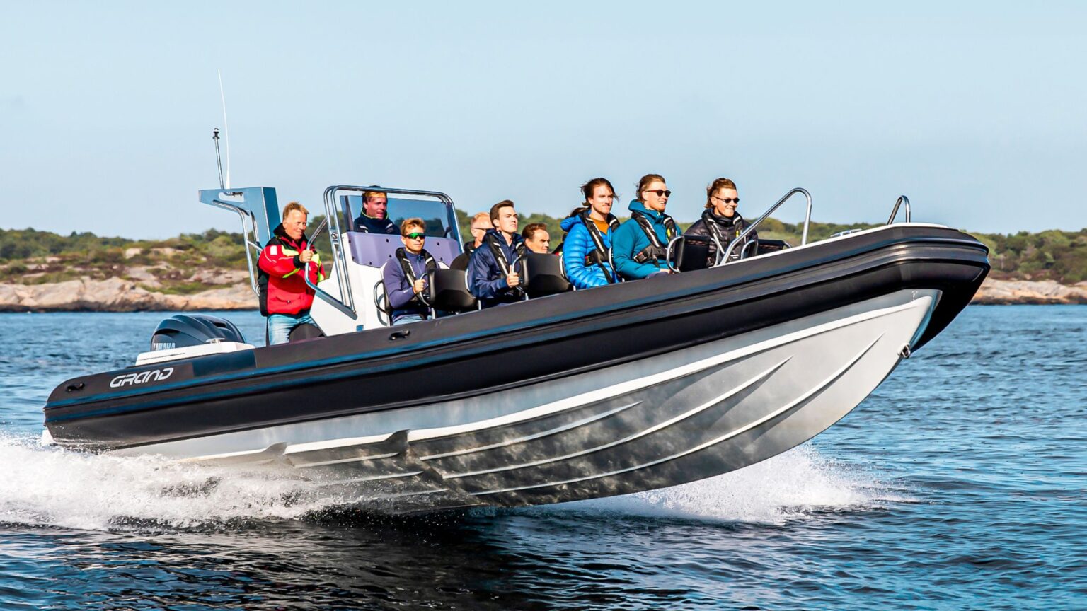 Grand D950 - Commercial Rigid Inflatable Boat
